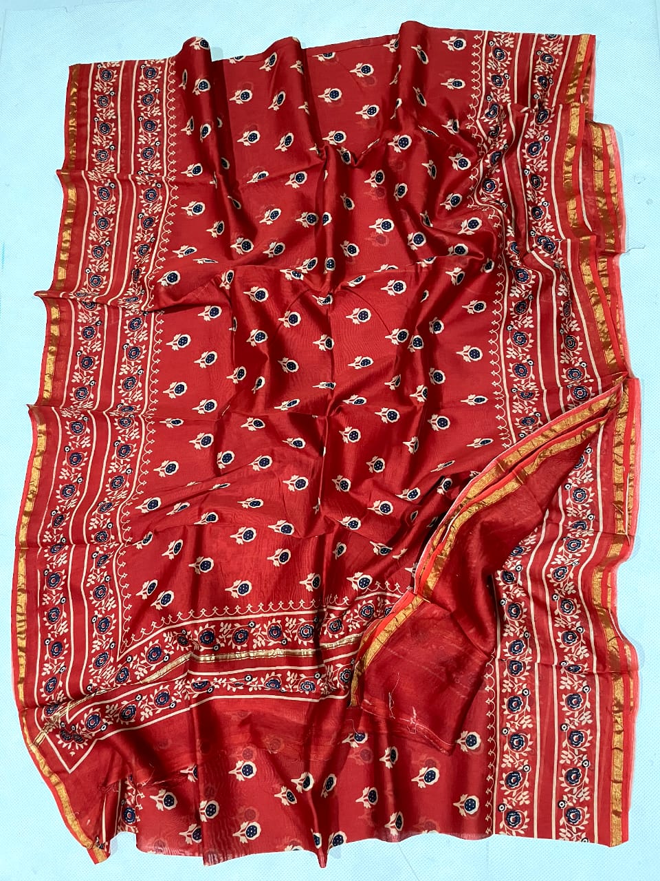 HANDBLOCK CHANDERI AZRAK PRINT Saree – HolyThread India